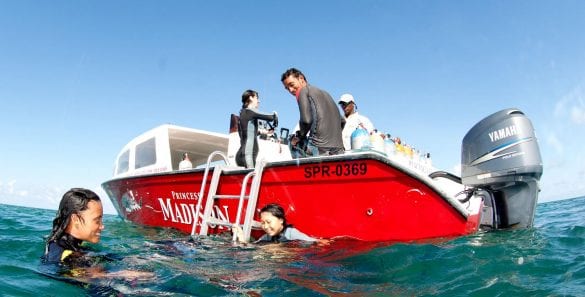 Splash Dive Belize Puts a Positive Spin on Blue Monday