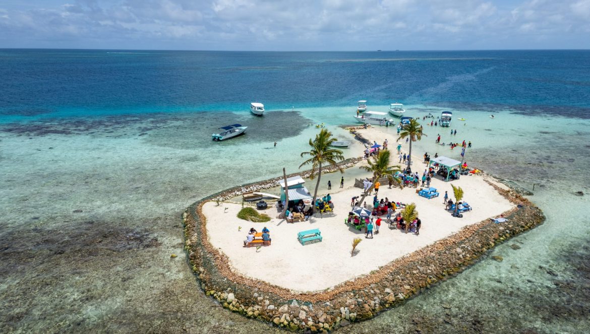 Belize Bucket List - Caribbean Culture and Lifestyle
