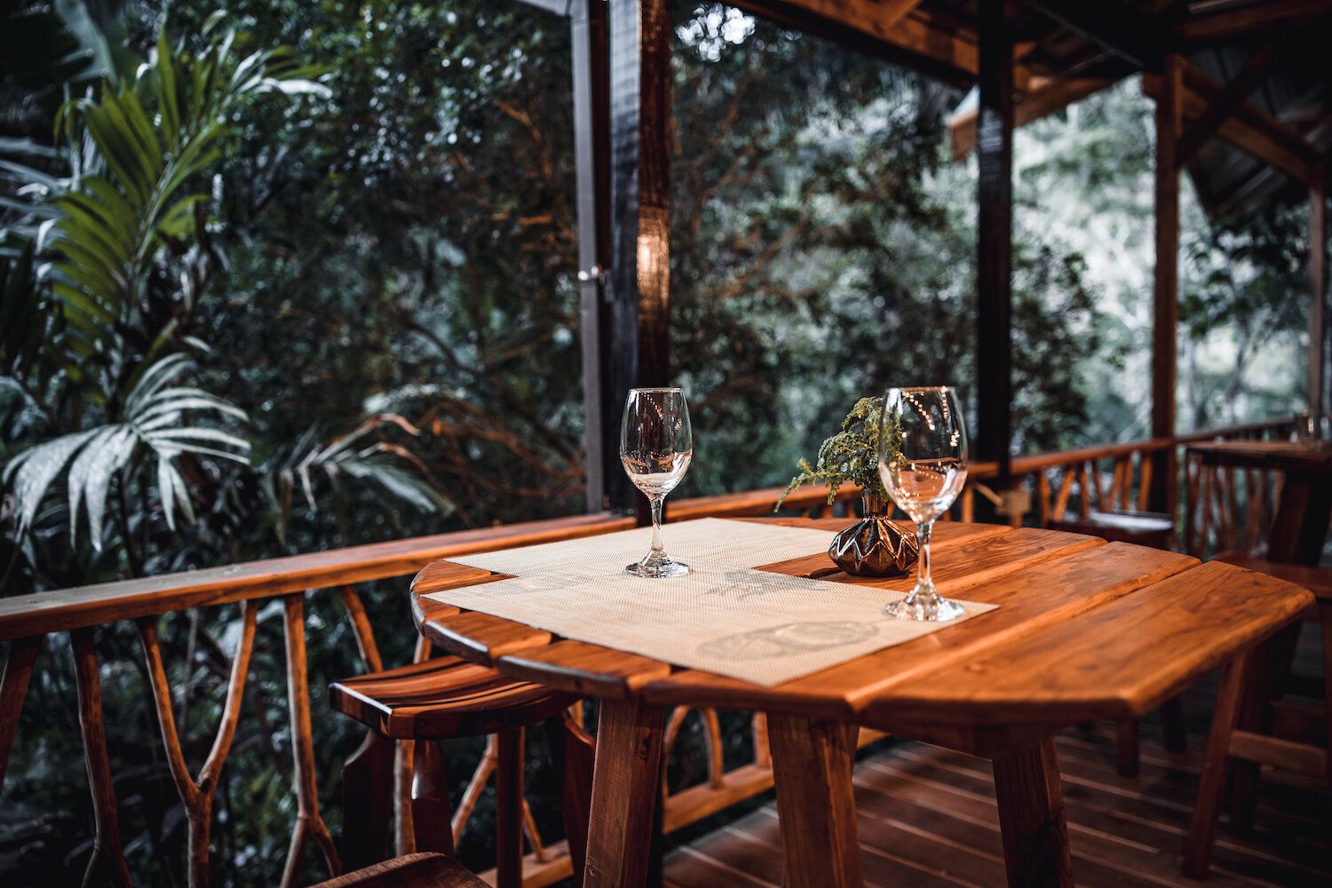 10 Unique Restaurants and Bars in Belize